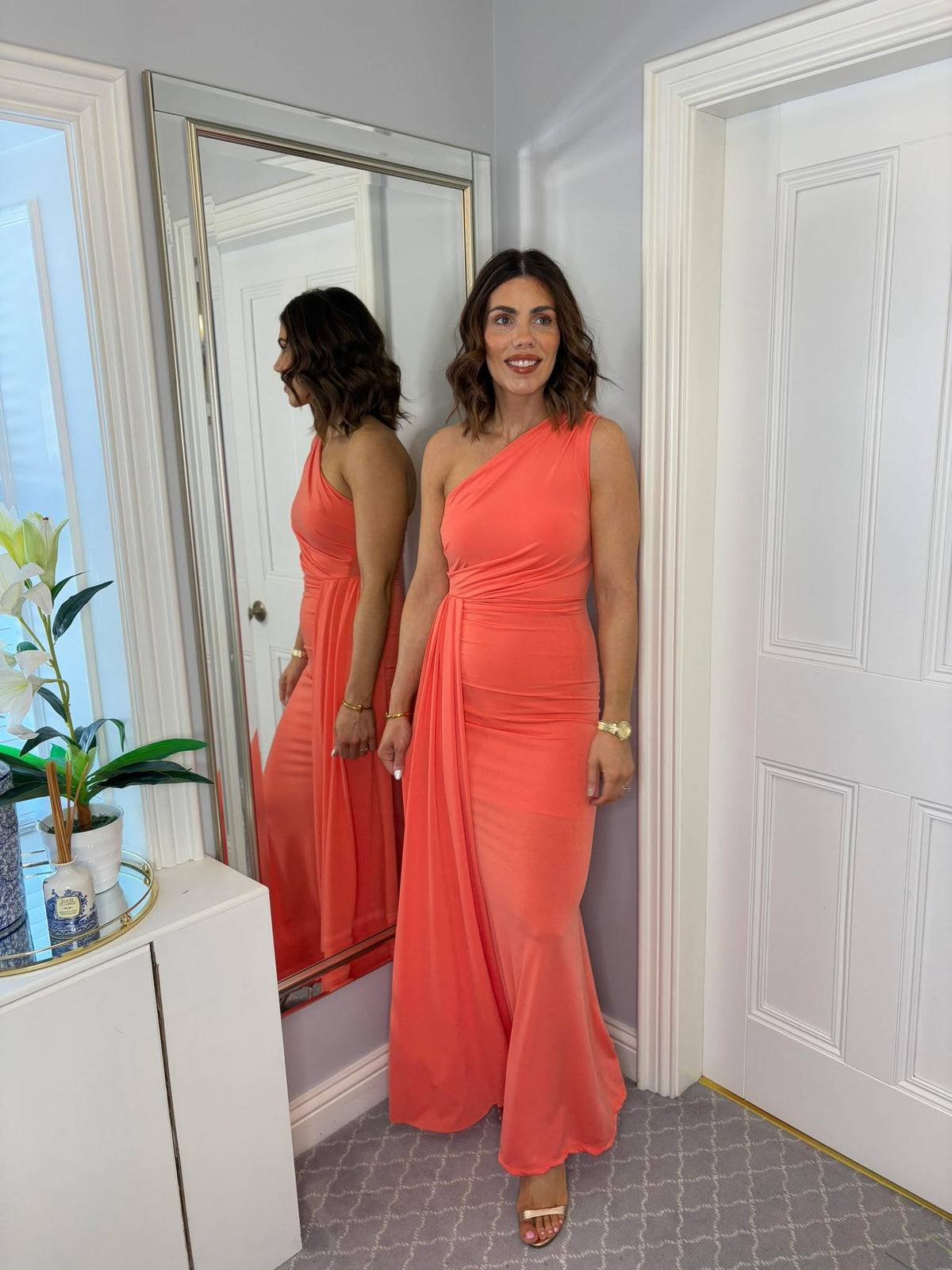 Coral Dress | Ros Oir Boutique
